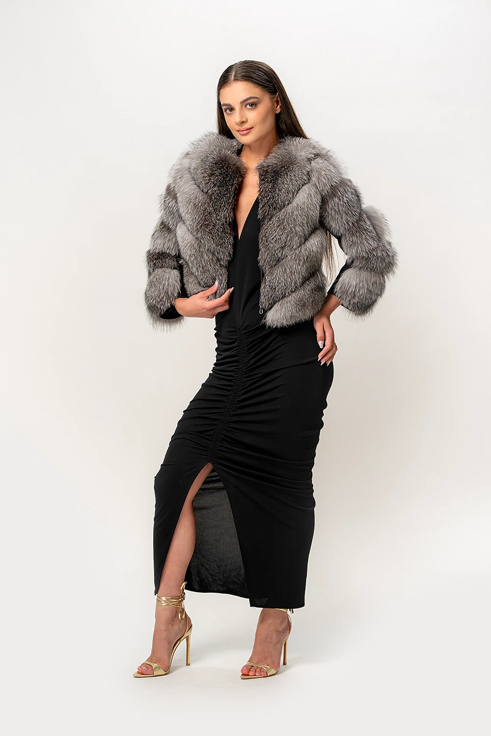 Haină din blană naturală de vulpe argintie, model "V" 2 în 1 | MIRAL ...